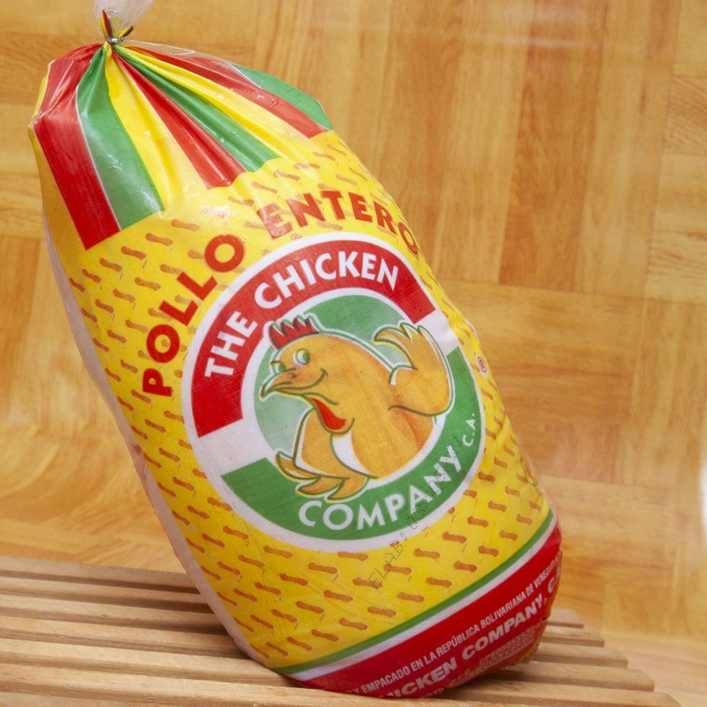 Pollo entero embolsado